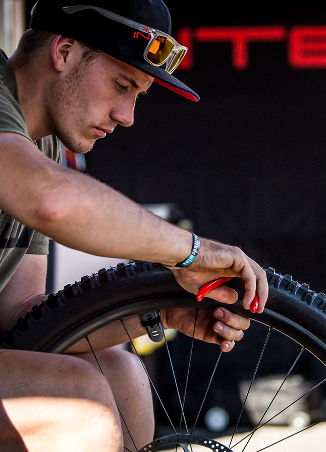 TECH VIDEOS | INTENSE CYCLES – INTENSE LLC